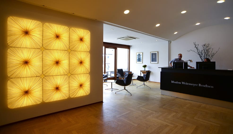 Young Wall And Ceiling Linear Tile Light | Modern Lighting